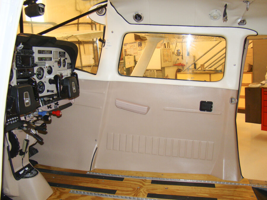 Cessna 206 – Selkirk Aviation